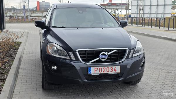 Volvo XC60 2009 Viļņa, ar dzinēja tilpumu 2.40 L un nobraukumu 308 tūkst. km par 6600 €, foto 2 vietnē AUTOMOTO.COM.LV
