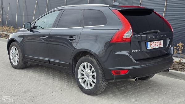 Volvo XC60 2009 Viļņa, ar dzinēja tilpumu 2.40 L un nobraukumu 308 tūkst. km par 6600 €, foto 4 vietnē AUTOMOTO.COM.LV