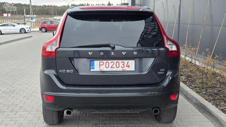 Volvo XC60 2009 in Vilnius, with an engine capacity of 2.40 L and mileage of 308 thousand km for 6600 €, photo 6 on AUTOMOTO.COM.LV