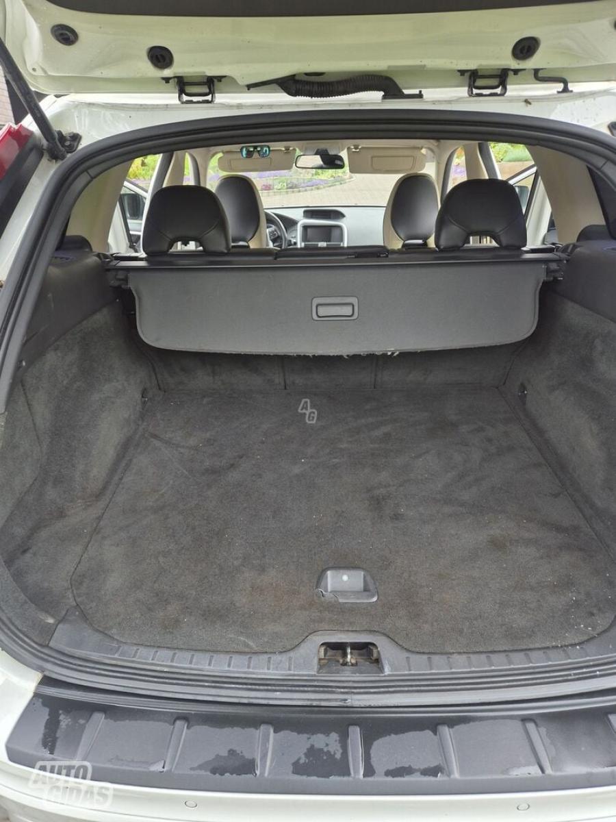 Volvo XC60 2009 Viļņa, ar dzinēja tilpumu 2.40 L un nobraukumu 299 tūkst. km par 4300 €, foto 16 vietnē AUTOMOTO.COM.LV