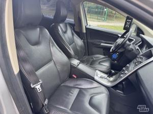 Volvo XC60 2009 Šauļi, ar dzinēja tilpumu 2.40 L un nobraukumu 340 tūkst. km par 5650 €, foto 13 vietnē AUTOMOTO.COM.LV
