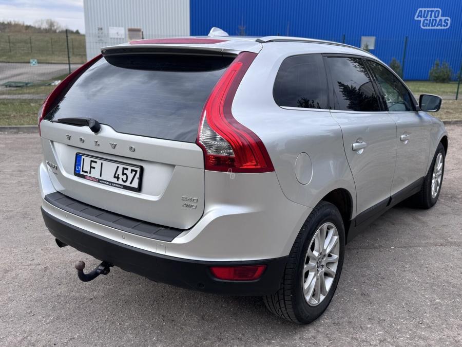 Volvo XC60 2009 Šauļi, ar dzinēja tilpumu 2.40 L un nobraukumu 340 tūkst. km par 5650 €, foto 14 vietnē AUTOMOTO.COM.LV