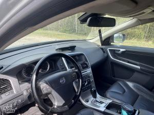 Volvo XC60 2009 Šauļi, ar dzinēja tilpumu 2.40 L un nobraukumu 340 tūkst. km par 5650 €, foto 24 vietnē AUTOMOTO.COM.LV