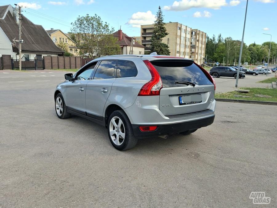 Volvo XC60 2009 Šauļi, ar dzinēja tilpumu 2.40 L un nobraukumu 400 tūkst. km par 5350 €, foto 8 vietnē AUTOMOTO.COM.LV