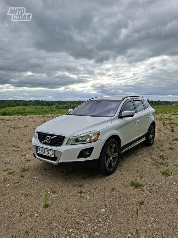 Volvo XC60 2009 in Utena, with an engine capacity of 2.40 L and mileage of 374 thousand km for 6650 €, photo 1 on AUTOMOTO.COM.LV