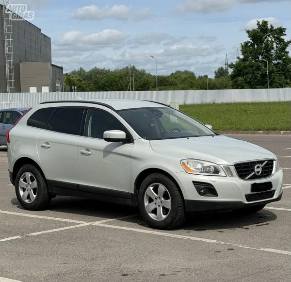 Volvo XC60 2009 Kauņa, ar dzinēja tilpumu 2.40 L un nobraukumu 253 tūkst. km par 5500 €, foto 6 vietnē AUTOMOTO.COM.LV