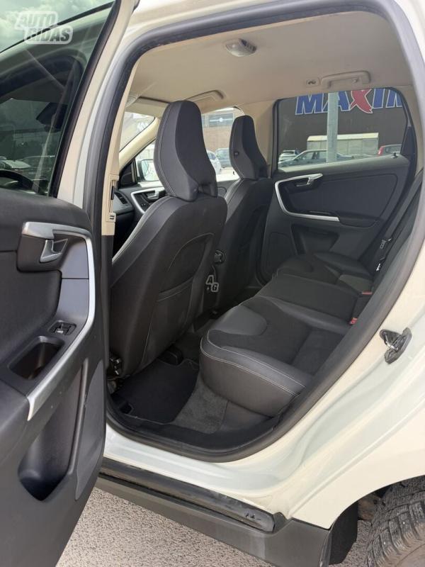 Volvo XC60 2009 Kauņa, ar dzinēja tilpumu 2.40 L un nobraukumu 253 tūkst. km par 5500 €, foto 10 vietnē AUTOMOTO.COM.LV