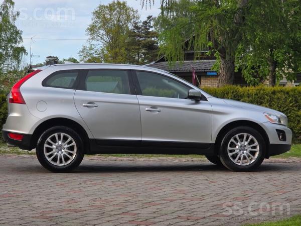 Volvo XC60 2009 in Riga, with an engine capacity of 2.40 L and mileage of 341 thousand km for 8350 €, photo 6 on AUTOMOTO.COM.LV