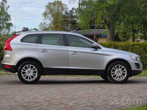 Volvo XC60 2009 Rīga, ar dzinēja tilpumu 2.40 L un nobraukumu 341 tūkst. km par 8350 €, foto 7 vietnē AUTOMOTO.COM.LV