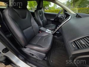 Volvo XC60 2009 Rīga, ar dzinēja tilpumu 2.40 L un nobraukumu 341 tūkst. km par 8350 €, foto 23 vietnē AUTOMOTO.COM.LV