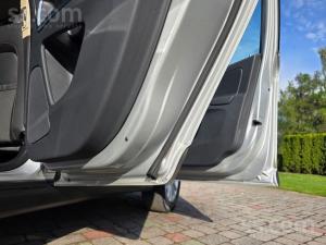 Volvo XC60 2009 Rīga, ar dzinēja tilpumu 2.40 L un nobraukumu 341 tūkst. km par 8350 €, foto 32 vietnē AUTOMOTO.COM.LV