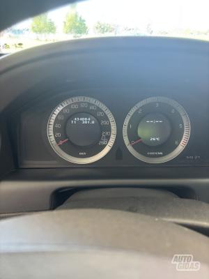 Volvo XC60 2009 Kauņa, ar dzinēja tilpumu 2.40 L un nobraukumu 429 tūkst. km par 4450 €, foto 12 vietnē AUTOMOTO.COM.LV