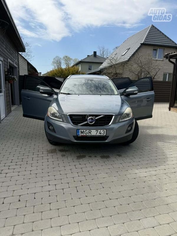 Volvo XC60 2009 Mažeikiai, ar dzinēja tilpumu 2.40 L un nobraukumu 320 tūkst. km par 6900 €, foto 6 vietnē AUTOMOTO.COM.LV