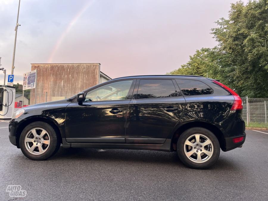 Volvo XC60 2009 Raseiniai, ar dzinēja tilpumu 2.40 L un nobraukumu 4 tūkst. km par 4700 €, foto 7 vietnē AUTOMOTO.COM.LV