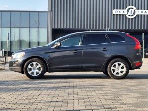 Volvo XC60 2009 in Siauliai, with an engine capacity of 2.40 L and mileage of 300 thousand km for 7650 €, photo 12 on AUTOMOTO.COM.LV