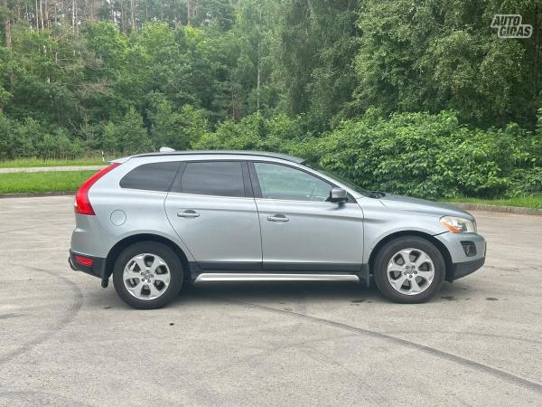 Volvo XC60 2009 Pakruojis, ar dzinēja tilpumu 2.40 L un nobraukumu 200 tūkst. km par 2000 €, foto 6 vietnē AUTOMOTO.COM.LV
