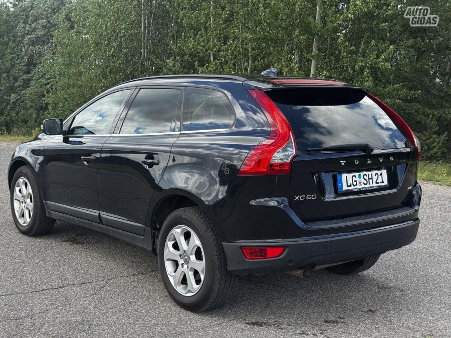 Volvo XC60 2009 Šauļi, ar dzinēja tilpumu 2.40 L un nobraukumu 296 tūkst. km par 8400 €, foto 4 vietnē AUTOMOTO.COM.LV