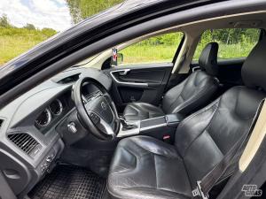 Volvo XC60 2009 Šauļi, ar dzinēja tilpumu 2.40 L un nobraukumu 296 tūkst. km par 8400 €, foto 22 vietnē AUTOMOTO.COM.LV
