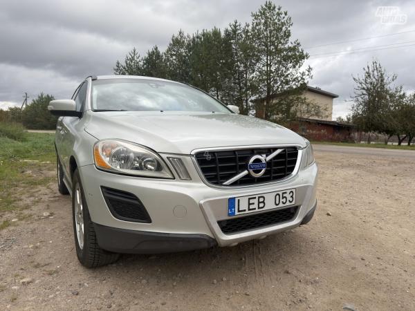 Volvo XC60 2009 Kauņa, ar dzinēja tilpumu 2.40 L un nobraukumu 390 tūkst. km par 5250 €, foto 1 vietnē AUTOMOTO.COM.LV