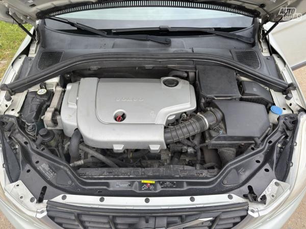 Volvo XC60 2009 Kauņa, ar dzinēja tilpumu 2.40 L un nobraukumu 390 tūkst. km par 5250 €, foto 9 vietnē AUTOMOTO.COM.LV