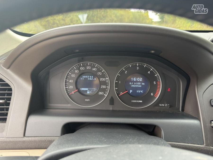 Volvo XC60 2009 in Kaunas, with an engine capacity of 2.40 L and mileage of 390 thousand km for 5250 €, photo 17 on AUTOMOTO.COM.LV