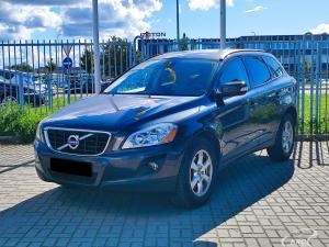 Volvo XC60 2009 in Klaipeda, with an engine capacity of 2.40 L and mileage of 233 thousand km for 7500 €, photo  on AUTOMOTO.COM.LV