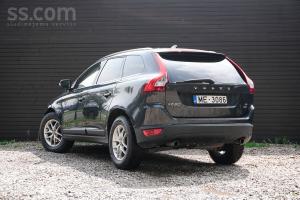 Volvo XC60 2010 Rīga, ar dzinēja tilpumu 2.40 L un nobraukumu 0 tūkst. km par 8890 €, foto 4 vietnē AUTOMOTO.COM.LV
