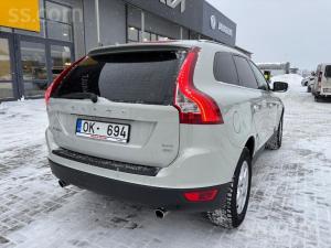 Volvo XC60 2010 Liepāja, ar dzinēja tilpumu 2.40 L un nobraukumu 222 tūkst. km par 7840 €, foto 4 vietnē AUTOMOTO.COM.LV