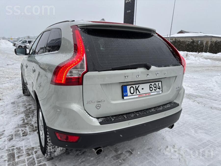 Volvo XC60 2010 Liepāja, ar dzinēja tilpumu 2.40 L un nobraukumu 222 tūkst. km par 7840 €, foto 7 vietnē AUTOMOTO.COM.LV