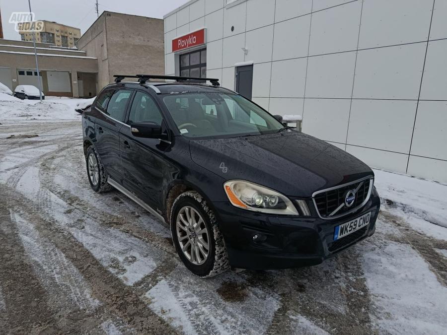 Volvo XC60 2010 in Kaunas, with an engine capacity of 2.40 L and mileage of 200 thousand km for 3350 €, photo 1 on AUTOMOTO.COM.LV