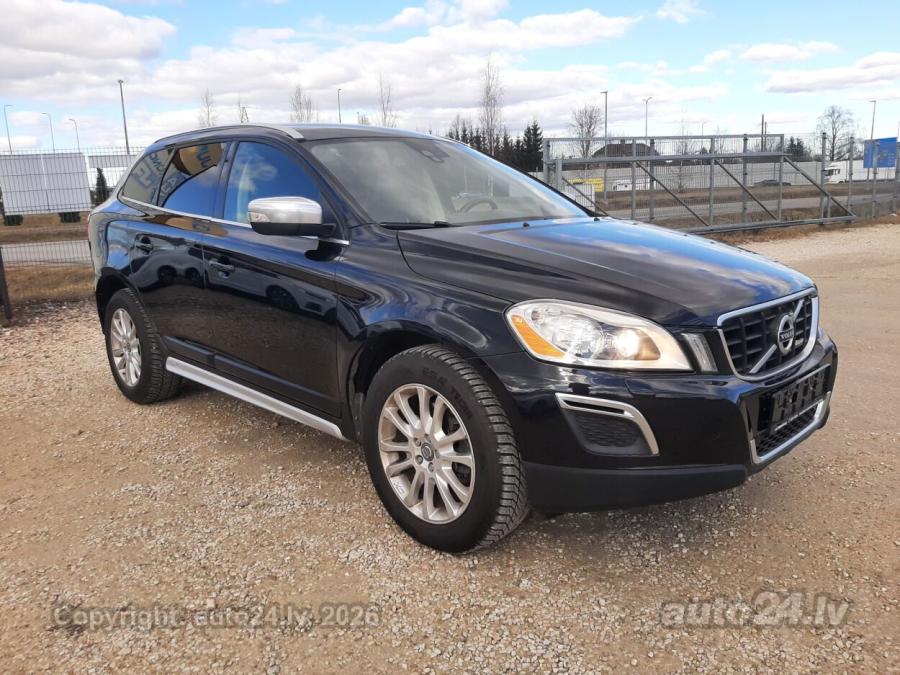 Volvo XC60 2010 in Tartu, with an engine capacity of 2.40 L and mileage of 174 thousand km for 10790 €, photo 9 on AUTOMOTO.COM.LV
