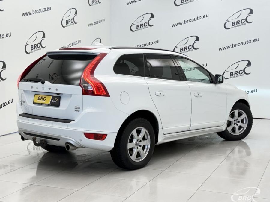 Volvo XC60 2010 in Vilnius, with an engine capacity of 2.40 L and mileage of 358 thousand km for 6300 €, photo 3 on AUTOMOTO.COM.LV