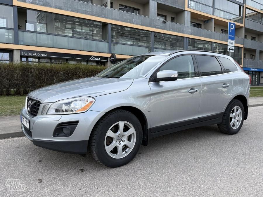 Volvo XC60 2010 Viļņa, ar dzinēja tilpumu 2.40 L un nobraukumu 335 tūkst. km par 8500 €, foto 3 vietnē AUTOMOTO.COM.LV