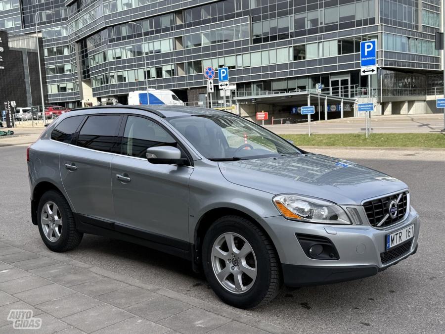 Volvo XC60 2010 Viļņa, ar dzinēja tilpumu 2.40 L un nobraukumu 335 tūkst. km par 8500 €, foto 11 vietnē AUTOMOTO.COM.LV