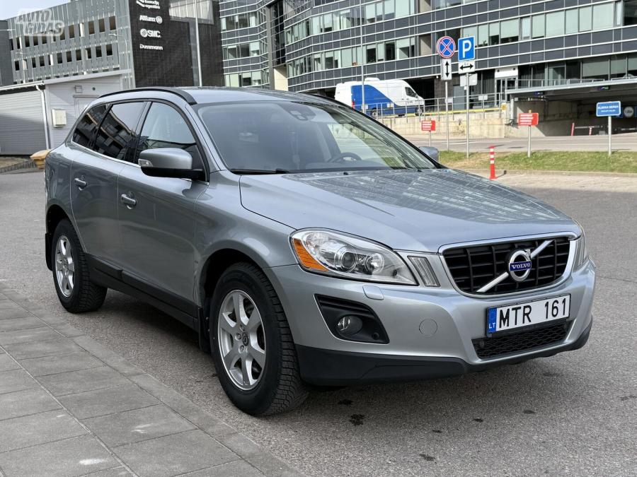 Volvo XC60 2010 Viļņa, ar dzinēja tilpumu 2.40 L un nobraukumu 335 tūkst. km par 8500 €, foto 12 vietnē AUTOMOTO.COM.LV
