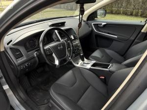 Volvo XC60 2010 Viļņa, ar dzinēja tilpumu 2.40 L un nobraukumu 335 tūkst. km par 8500 €, foto 15 vietnē AUTOMOTO.COM.LV