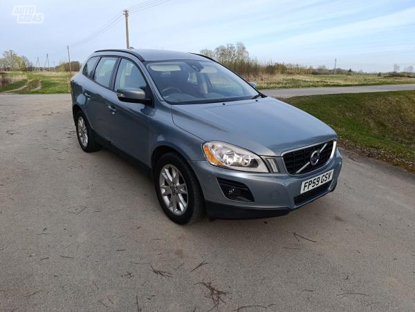 Volvo XC60 2010 Marijampole, ar dzinēja tilpumu 2.40 L un nobraukumu 250 tūkst. km par 2350 €, foto 3 vietnē AUTOMOTO.COM.LV