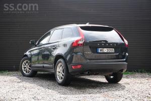 Volvo XC60 2010 in Riga, with an engine capacity of 2.40 L and mileage of 290 thousand km for 8890 €, photo 5 on AUTOMOTO.COM.LV