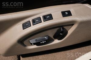 Volvo XC60 2010 in Riga, with an engine capacity of 2.40 L and mileage of 290 thousand km for 8890 €, photo 9 on AUTOMOTO.COM.LV