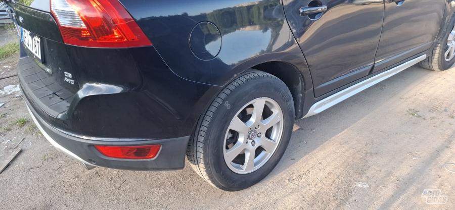 Volvo XC60 2010 Viļņa, ar dzinēja tilpumu 2.40 L un nobraukumu 298 tūkst. km par 3200 €, foto 10 vietnē AUTOMOTO.COM.LV