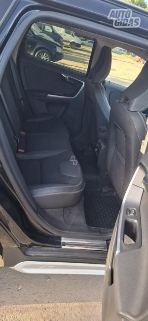 Volvo XC60 2010 Viļņa, ar dzinēja tilpumu 2.40 L un nobraukumu 298 tūkst. km par 3200 €, foto 14 vietnē AUTOMOTO.COM.LV