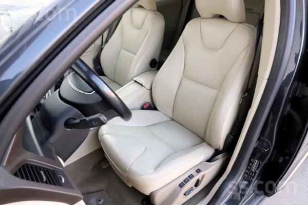 Volvo XC60 2010 in Tukums, with an engine capacity of 2.40 L and mileage of 333 thousand km for 7450 €, photo 7 on AUTOMOTO.COM.LV