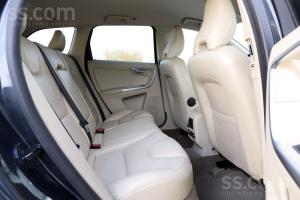 Volvo XC60 2010 Tukums, ar dzinēja tilpumu 2.40 L un nobraukumu 333 tūkst. km par 7450 €, foto 15 vietnē AUTOMOTO.COM.LV