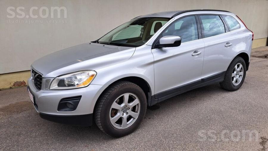Volvo XC60 2010 Ogre, ar dzinēja tilpumu 2.40 L un nobraukumu 268 tūkst. km par 7650 €, foto 6 vietnē AUTOMOTO.COM.LV