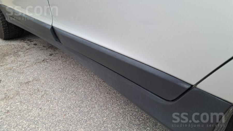Volvo XC60 2010 Ogre, ar dzinēja tilpumu 2.40 L un nobraukumu 268 tūkst. km par 7650 €, foto 11 vietnē AUTOMOTO.COM.LV