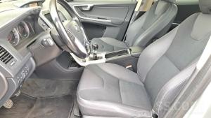 Volvo XC60 2010 Ogre, ar dzinēja tilpumu 2.40 L un nobraukumu 268 tūkst. km par 7650 €, foto 15 vietnē AUTOMOTO.COM.LV