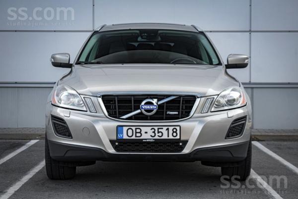 Volvo XC60 2010 Rīga, ar dzinēja tilpumu 2.40 L un nobraukumu 0 tūkst. km par 6750 €, foto 2 vietnē AUTOMOTO.COM.LV