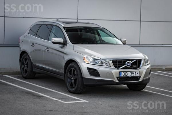 Volvo XC60 2010 Rīga, ar dzinēja tilpumu 2.40 L un nobraukumu 0 tūkst. km par 6750 €, foto 3 vietnē AUTOMOTO.COM.LV