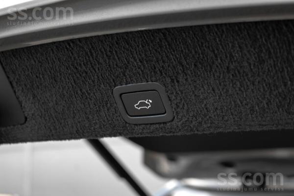 Volvo XC60 2010 in Riga, with an engine capacity of 2.40 L and mileage of 0 thousand km for 6750 €, photo 9 on AUTOMOTO.COM.LV