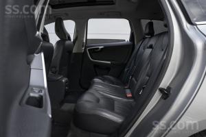 Volvo XC60 2010 Rīga, ar dzinēja tilpumu 2.40 L un nobraukumu 0 tūkst. km par 6750 €, foto 14 vietnē AUTOMOTO.COM.LV
